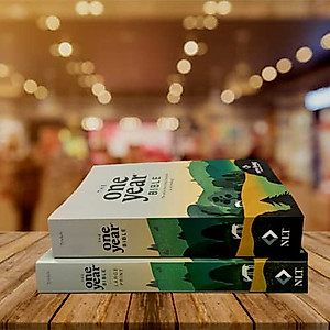The One Year NLT Large Print Thinline Bible (Softcover) The Entire Bible in 365 Readings in the Clear and Trusted New Living Translation