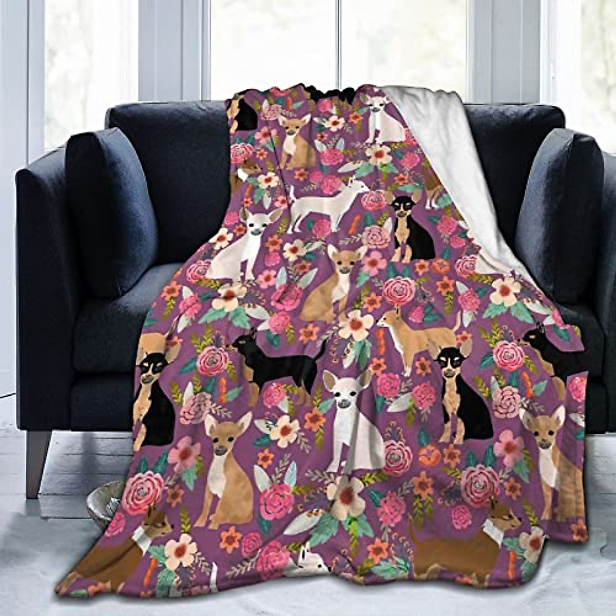 HAZIMCS Flannel Fleece Plush Throw Blanket,Chihuahua Dog Breed Floral pet Gifts Perfect Present Pattern Throw for Spring Recliner, Air Conditioning Blanket Quality Washable 50x40 inch, Black