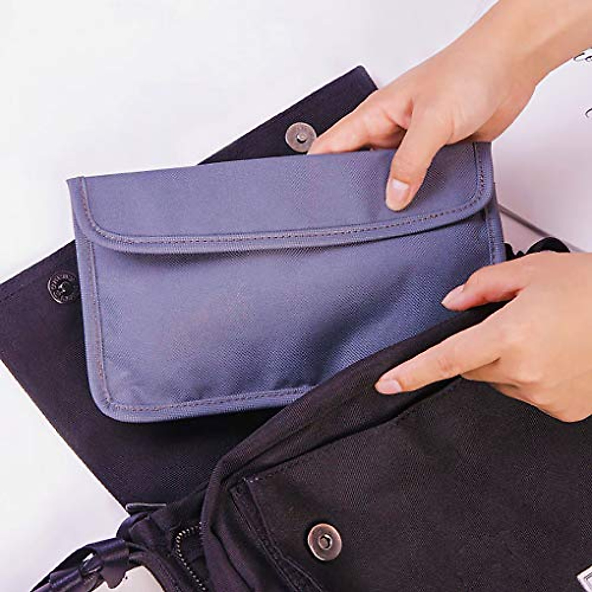 6 Pieces Washable Reusable Face Cover Storage Bags Mask Carrying Cases Portable Dustproof Mouth Covering Storage Bags Storage Box Organizer Container