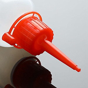 Squeeze Bottle with Cap, Plastic Ketchup Bottle 100ml Sauces Container Multifunctional Storage Bottle, Condiment Bottle Kitchen Gadgets(red)