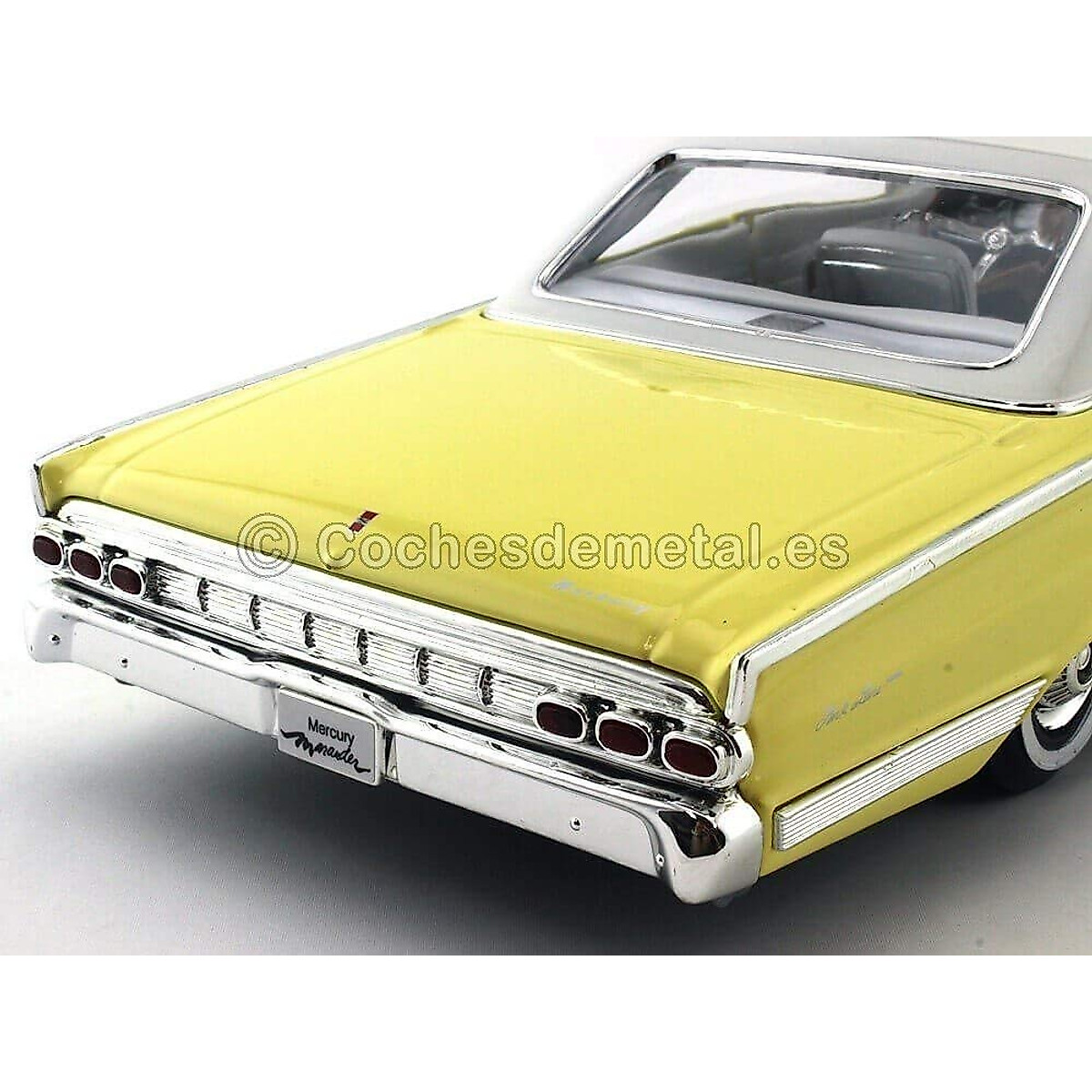 Road Signature 92568Y 1964 Mercury Marauder Yellow 1/18 Diecast Model Car