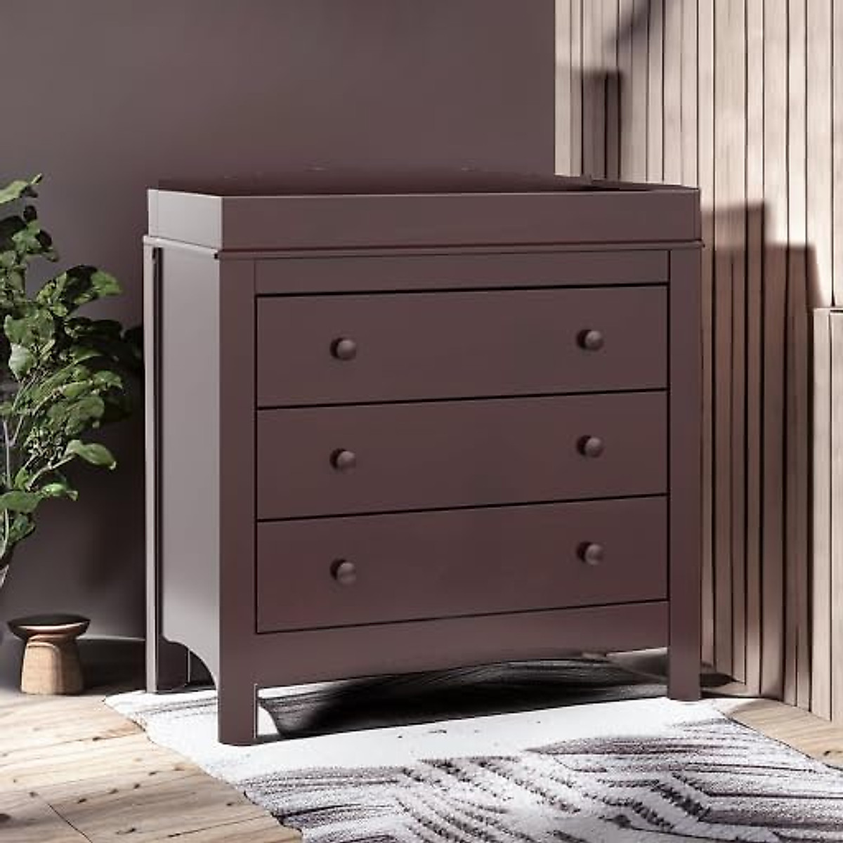 Graco Noah 3 Drawer Chest with Changing Topper (Espresso) – GREENGUARD Gold Certified, Baby Dresser With Changing Table Top, Dresser for Nursery, 3 Drawer Kids Dresser