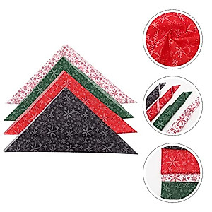 4 Pieces Snowflake Printing Fabric, Christmas Fabric Squares Quilting Fabric Patchwork Snowflake Printed Fabric Scraps for Dress Apron Gift Wrapping Sewing Work DIY Craft