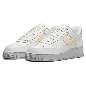 Nike Women's Air Force 1 '07 Shoe, Fossil, 8
