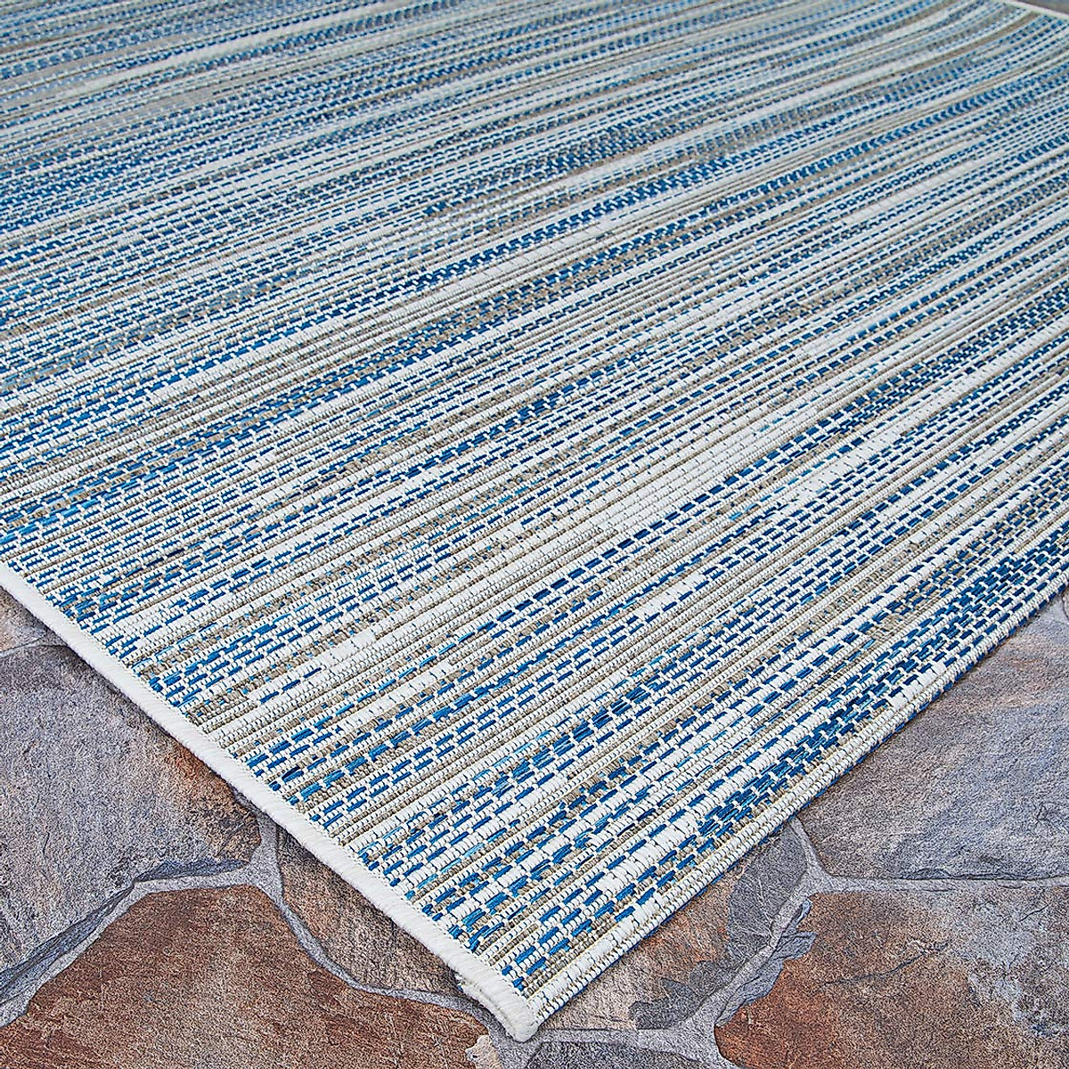 Couristan Monte Carlo Coastal Breeze Ocean-Champagne Indoor/Outdoor Area Rug, 2' x 3'7"