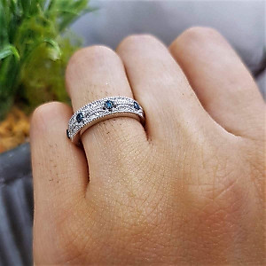 Dazzlingrock Collection 0.15 Carat (ctw) Sterling Silver Round Blue & White Diamond Ladies Vintage Wedding Band, Size 4