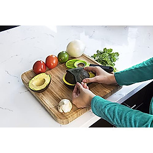 Simply Served Avocado Slicing and Storage Set, 3-in-1 Avocado Slicing Tool, Split, Pit, and Slice Avocados Safely and Effectively, Store Avocados and Reduce Browning, Green