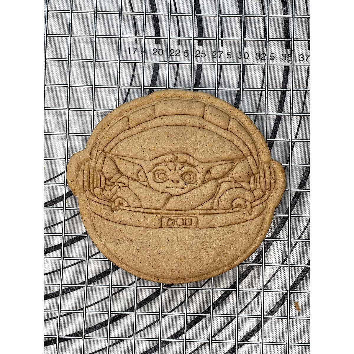 Premium Star Wars Set of 2 Baby Yoda Grogu Cookie Cutter’s & Molds 4.5" Produced by 3D Kitchen Art