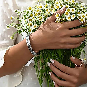 PEKWASY To My Granddaughter Gifts Bracelet from Grandma/Grandpa, Granddaughter Graduation Gifts Birthday Gifts Jewelry Inspiration Bracelet Back to School/Birthday Gift