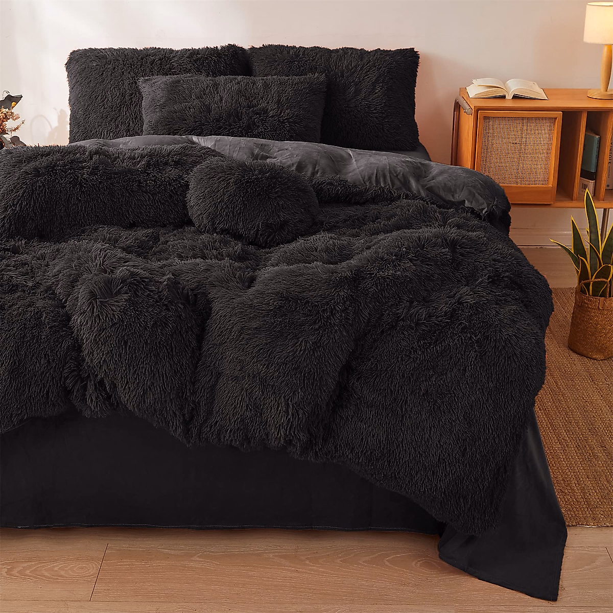 Furry Plush Pillow Covers, Ultra Soft Black Faux Fur, Decorative Bed Pillows, Zipper Closure, Set of 2 (Standard)