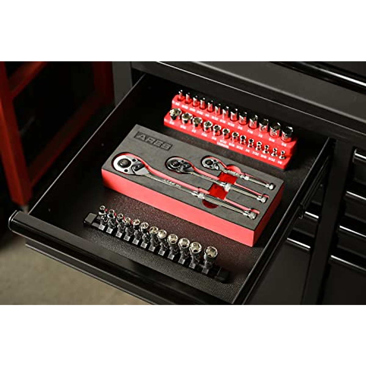 ARES 39009-12-Piece 1/4-Inch Drive Metric Flex Socket Set - 6 Point Sockets Constructed From Premium Heat Treated Chrome Vanadium Steel - Storage Rail Included