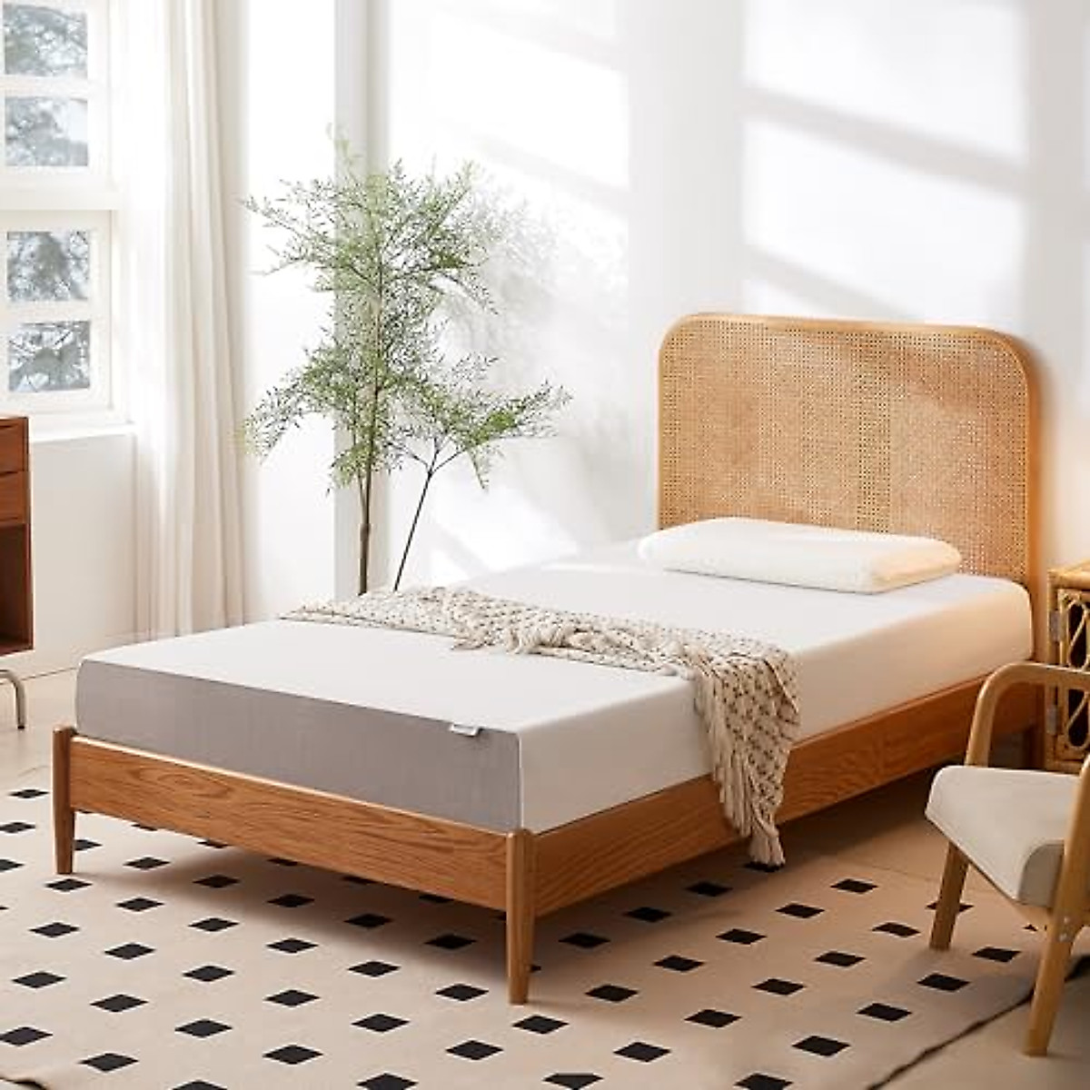 Amazon Basics HKSP01008F Plush Memory Foam Bed Mattress, Full, White/Grey, 75 x 54 x 8 inches