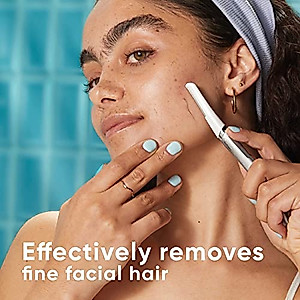 Gillette Venus Facial Razor, Exfoliating Dermaplaning Tool for Face with 2 Blade Refills, Face Razors for Women