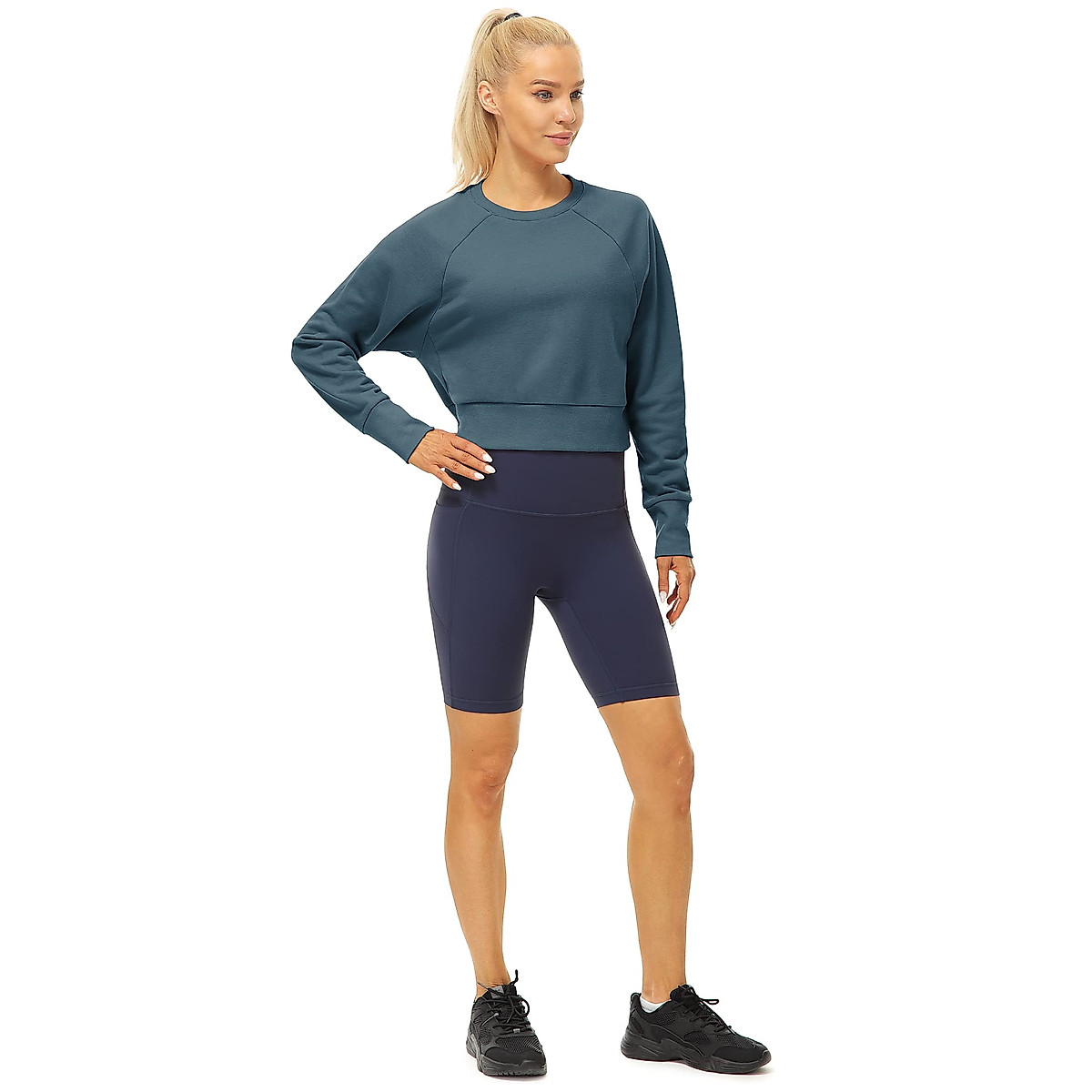 icyzone Cropped Crewneck Sweatshirt for Women, Casual Long Sleeve Pullover Tops for Spring Fall Winter (Medium, Dusty Blue)