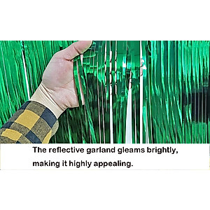 iiCheerful 4 Pack Green Total 40 Feet Foil Fringe Garland Metallic Tinsel Banner Wall Hanging Drapes Parade Float Skirting Decorations for Trailer Mardi Gras Party Birthday Wedding Baby Shower (Green)