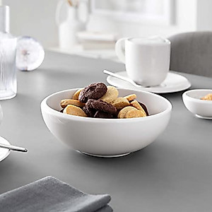 Villeroy & Boch NewMoon Round S, Stylish Bowl for Soups and Crisp Salads, Premium Porcelain, White, Dishwasher Safe