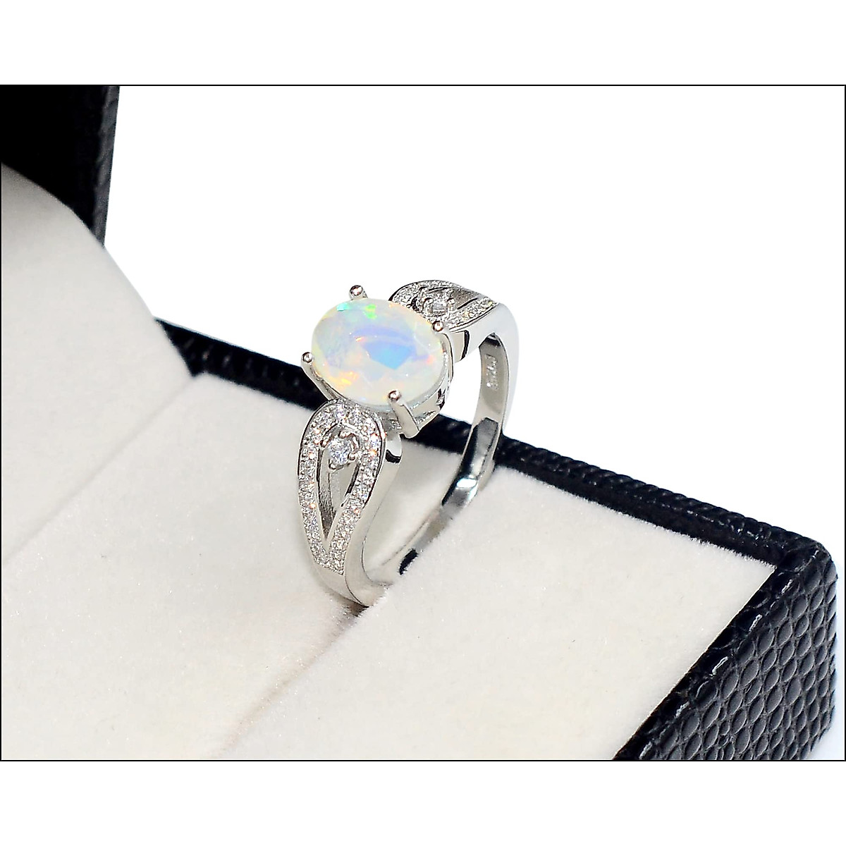 925 Sterling Silver Natural Ethiopian Welo Cut Opal 9X7 MM Oval October Birthstone Solitaire Unisex Proposal Ring For Engagement Gift (Rhodium Plated Silver, 7.5)