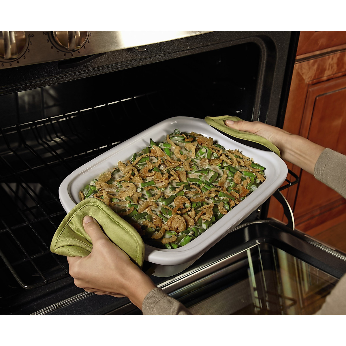 Crock-Pot Small 3.5 Quart Manual Casserole Slow Cooker and Food Warmer, Navy Blue (SCCPCCM350-BL)