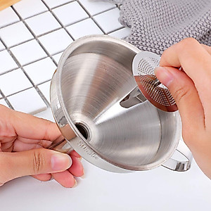 Stainless Steel Wide Mouth Funnels with Detachable Strainer, 5-inch Funnel for Filling Small Bottles and Jars, Cooking Oil and Transmission Liquid and Powder, Food Grade Metal Kitchen Funnels Silver