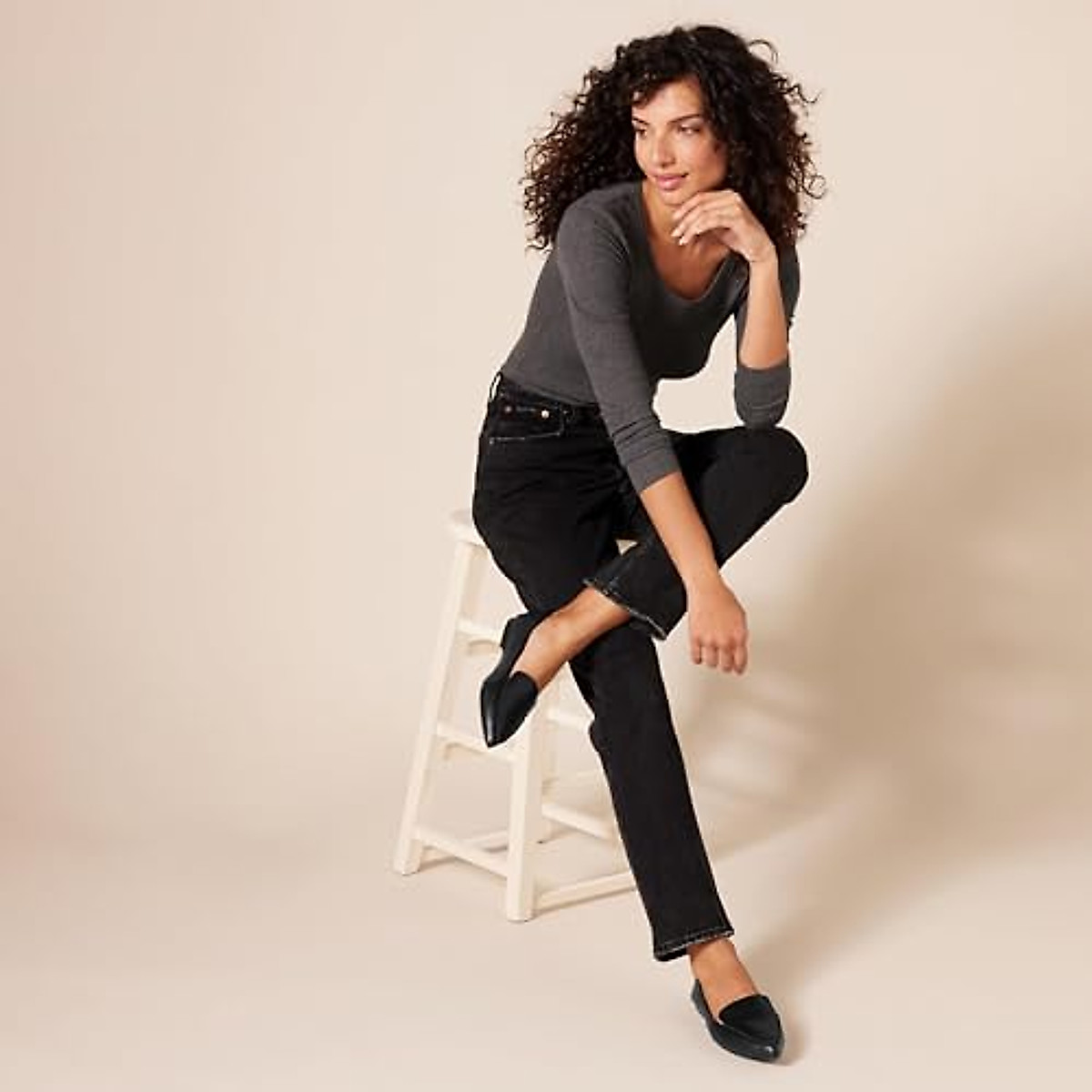 Amazon Essentials Women's Loafer Flat, Black Faux Leather, 9.5