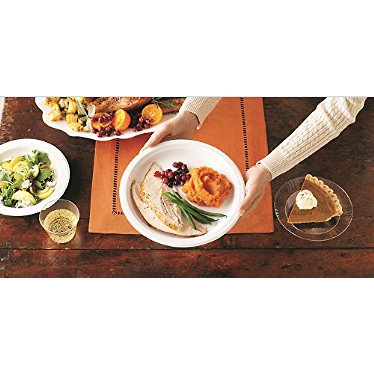 Chinet 10 3/8 Dinner Plate 100-count Box