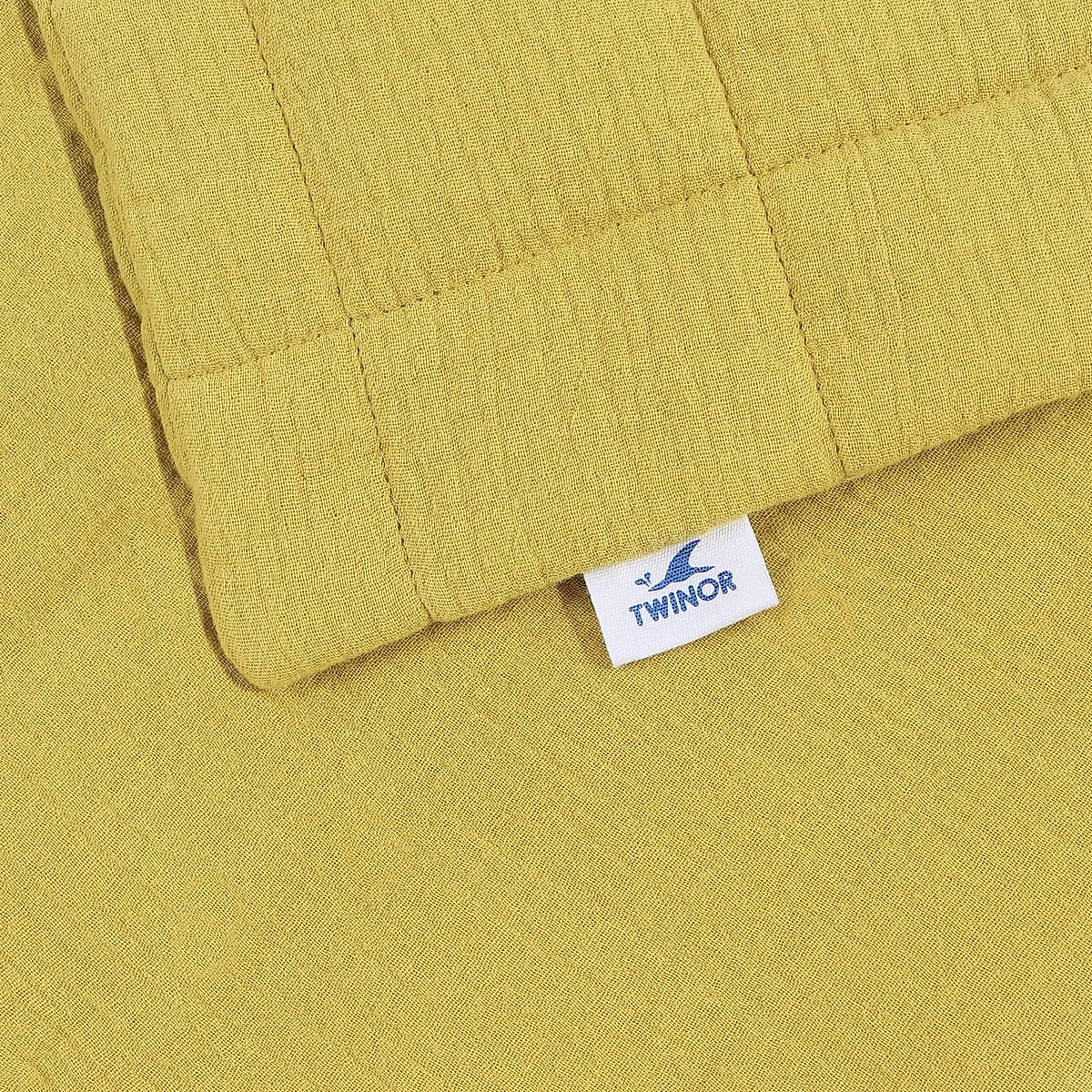 TWINOR Baby Muslin Quilt Blanket，Warm and Lightweight Crib Quilt Neutral Comforter for Newborn and Toddler Boys Girls (Light Yellow)