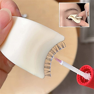 False Eyelash Applicator Tool Eyelash Tweezer Eyelash Clip Clamp Women Makeup Fake Eyelashes Auxiliary Clip Cosmetic Tool for Beginners, Eyelash Tweezers for False Lashes, Eyelashes Buddy Kit 1 Pack