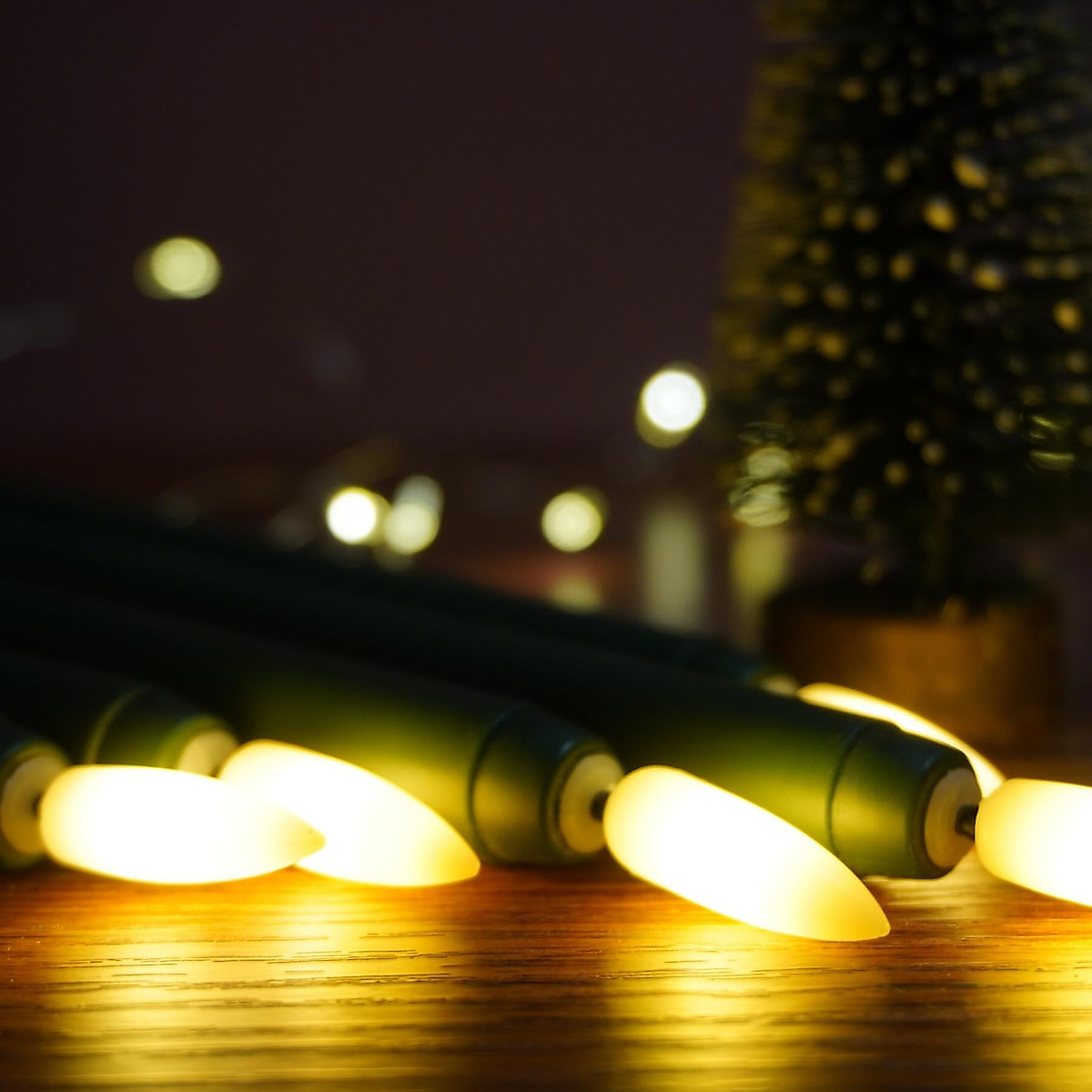 Ni-JASW Green Flameless Taper Candles with Remote, Flickering Battery Powered LED Candlesticks Set of 4