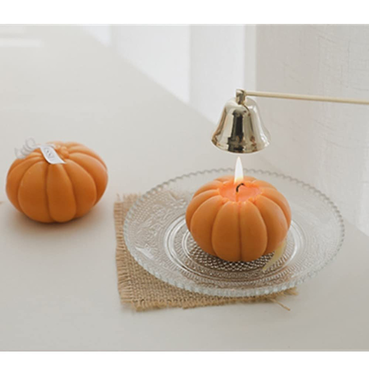 2 Pcs pumpkin scented candles ， Soy Wax Scented Candle Art Decorative Handmade for Wedding Christmas Birthday Gift