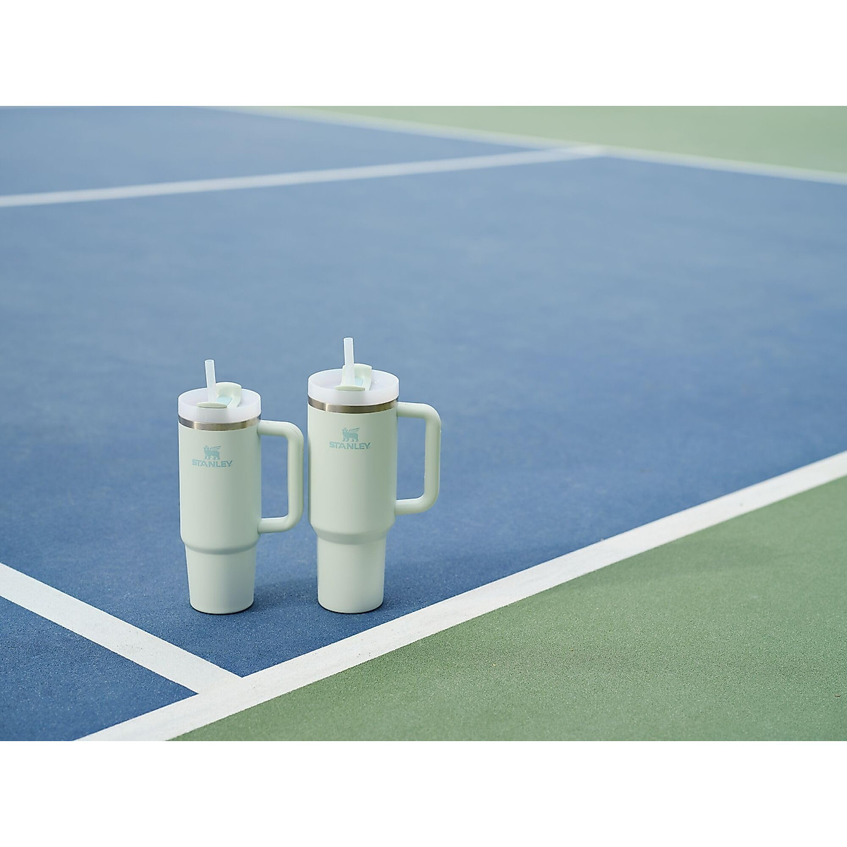 Stanley Quencher H2.0 Tumbler with Handle and Straw 30 oz | Flowstate 3-Position Lid | Cup Holder Compatible for Travel | Insulated Stainless Steel Cup | BPA-Free | Mist