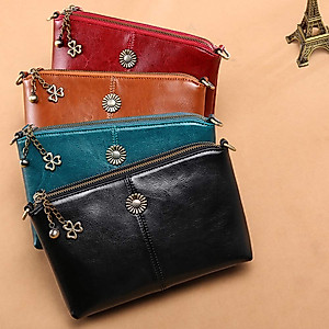 Women's Leather Wristlet Clutch Crossbody Bag, Small Shoulder Bag Cross Body Handbag Purse (Red)