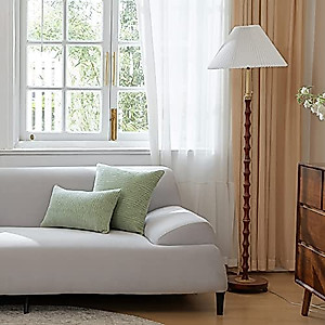 WLNUI Sage Green Pillow Covers 18x18 Inch Set of 2 Luxurious Chenille Decorative Throw Pillow Covers for Couch Sofa Bed Living Room Farmhouse Decorations