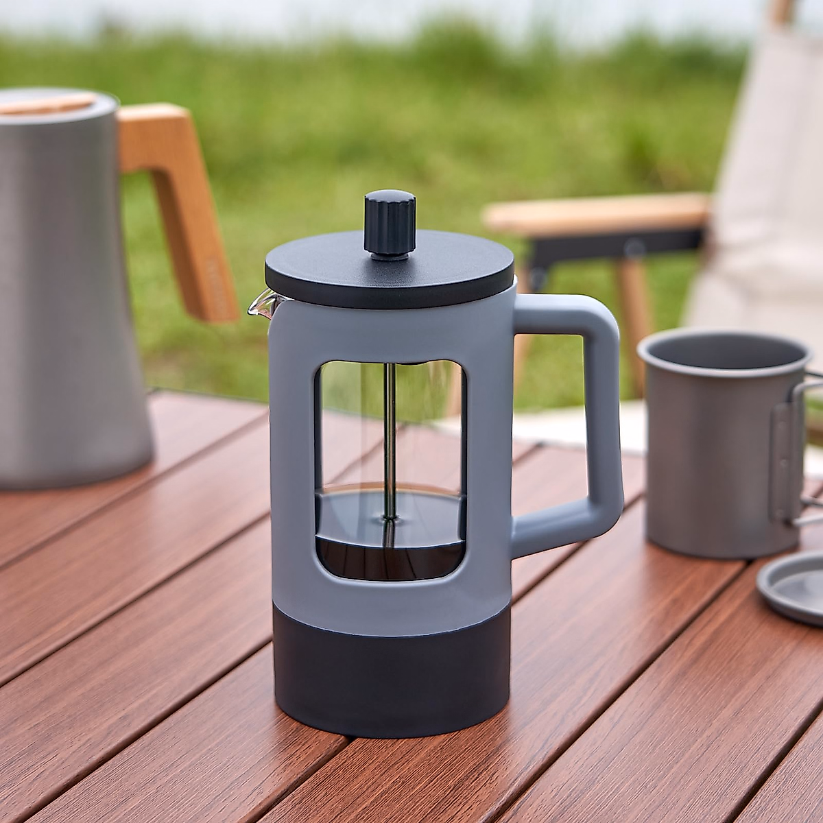 YOLIFE French Press Coffee Maker, 21 oz Small Coffee Tea Press with Heat-resistant Borosilicate Glass, 4-Level Filtration Systems, Portable Coffee Pot for Camping Travel Gifts, Grey and Black