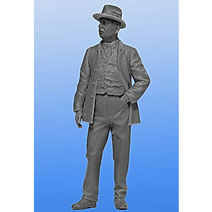 ICM Models Henry Ford & Co  Model Kit