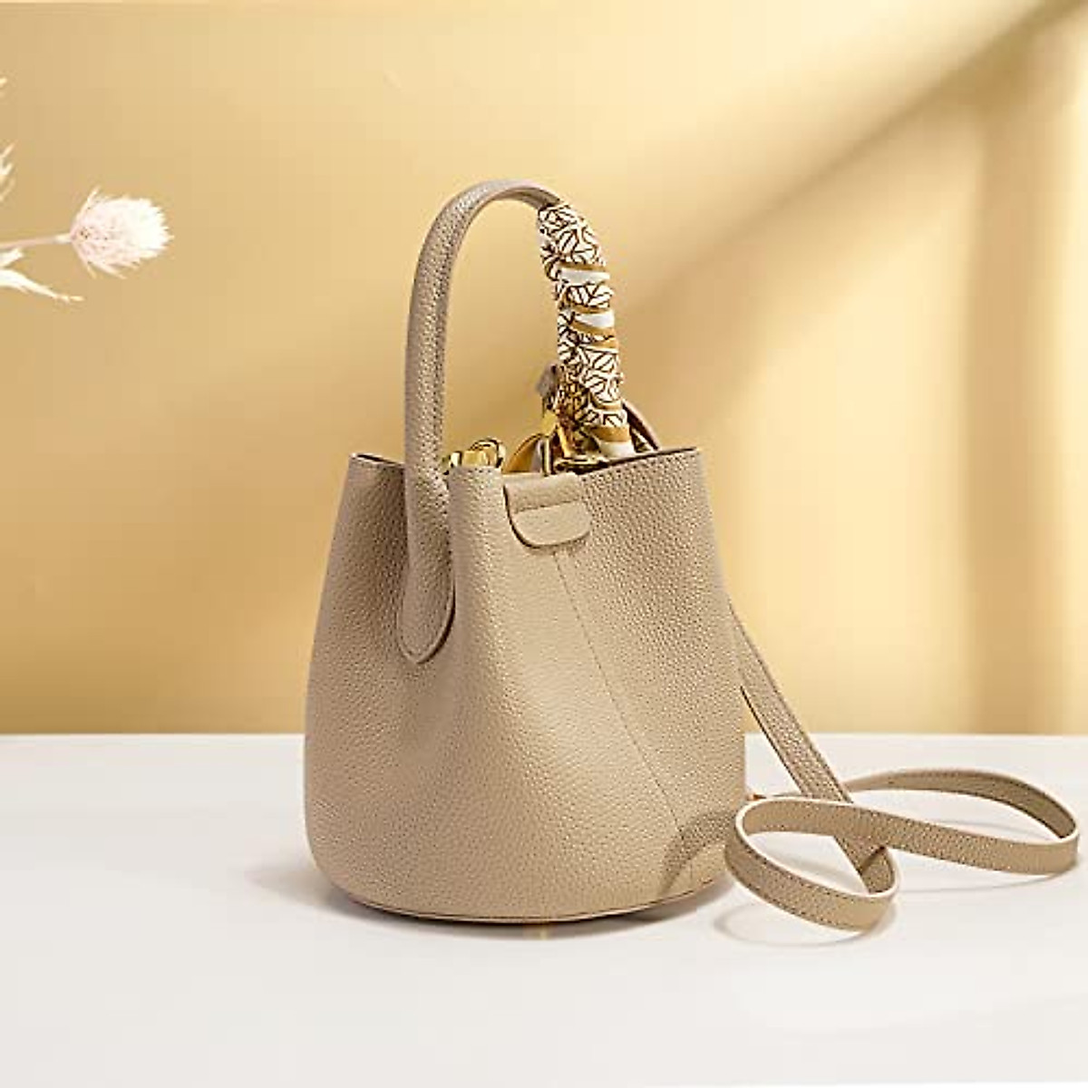 Leather Texture Bucket Bag Ladies Tote Bag Large Capacity Cross-Body Cabbage Basket Bag green