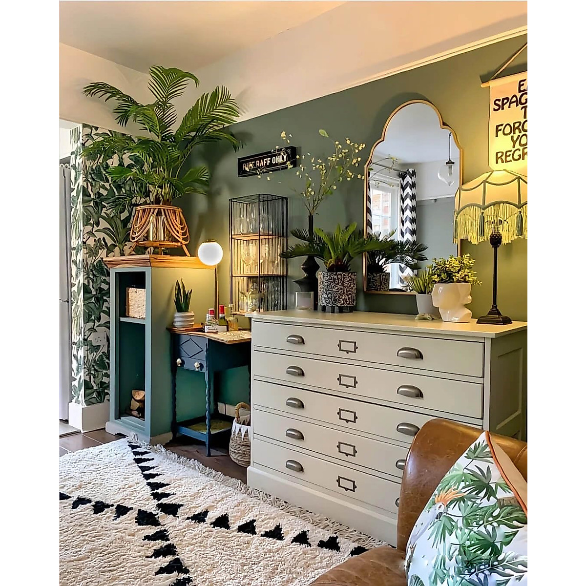 Dimoon 118''x17.7'' Green Peel and Stick Wallpaper Contact Paper Modern Self Adhesive Wall Paper Removable Renter Friendly Textured Solid Color Shelf Cabinet Vinyl Roll (118''x17.7'',Dark Green)