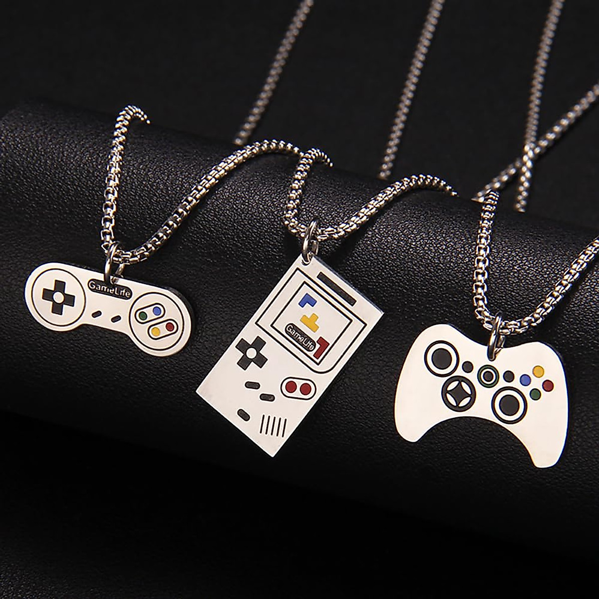 通用 3Pcs Vintage Enamel Game Console Pendant Necklace Set,Punk Hip Hop Video Game Controller Clavicle Chain Necklace Choker Necklace Jewelry for Women Men (Silver 3Pcs)