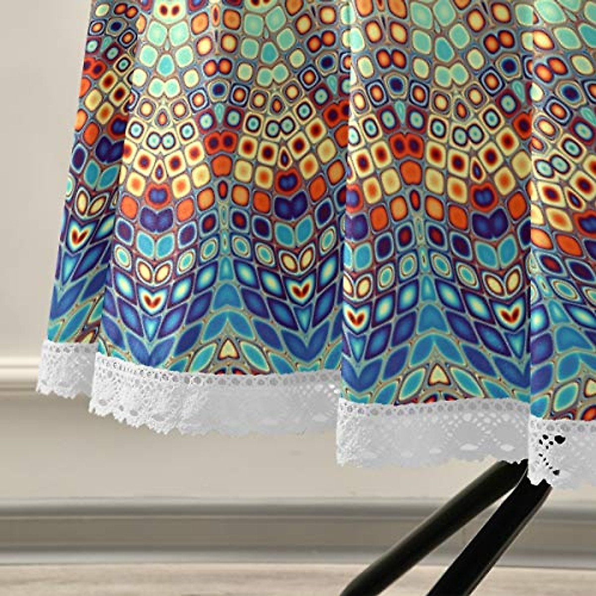 Qilmy Mandala Outdoor Tablecloth 60 Inch Waterproof Round Tablecloth with Umbrella Hole and Zipper for Backyard Party BBQ Decor