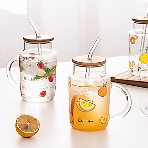 Sizikato Clear Glass Mug with Lid and Straw, 15 Oz Drinking Glass Juice Cup, Cute Pineapple Pattern