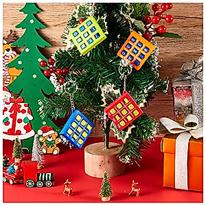 Hicarer Valentines Tic Tac Toe Keychain for Kids Ages 8-12 Party Favors Plastic Keyholders Game for Goodie Bags Mini Backpack Birthday Party(Red, Blue, Orange, Green,32 Pcs)