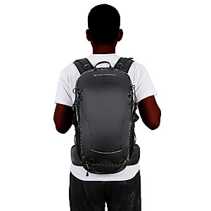 Mouteenoo Mountain Biking Backpack for MTB, Cycling and Bike Commuter Backpack for Men and Women (Black)