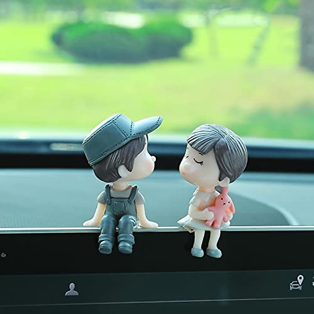 Car Interior Ornament - Cute Couple Car Decoration, Cartoon Couple Doll Couple Figurines, Mini Auto Interior Dashboard Accessories, for Women Girls Gifts