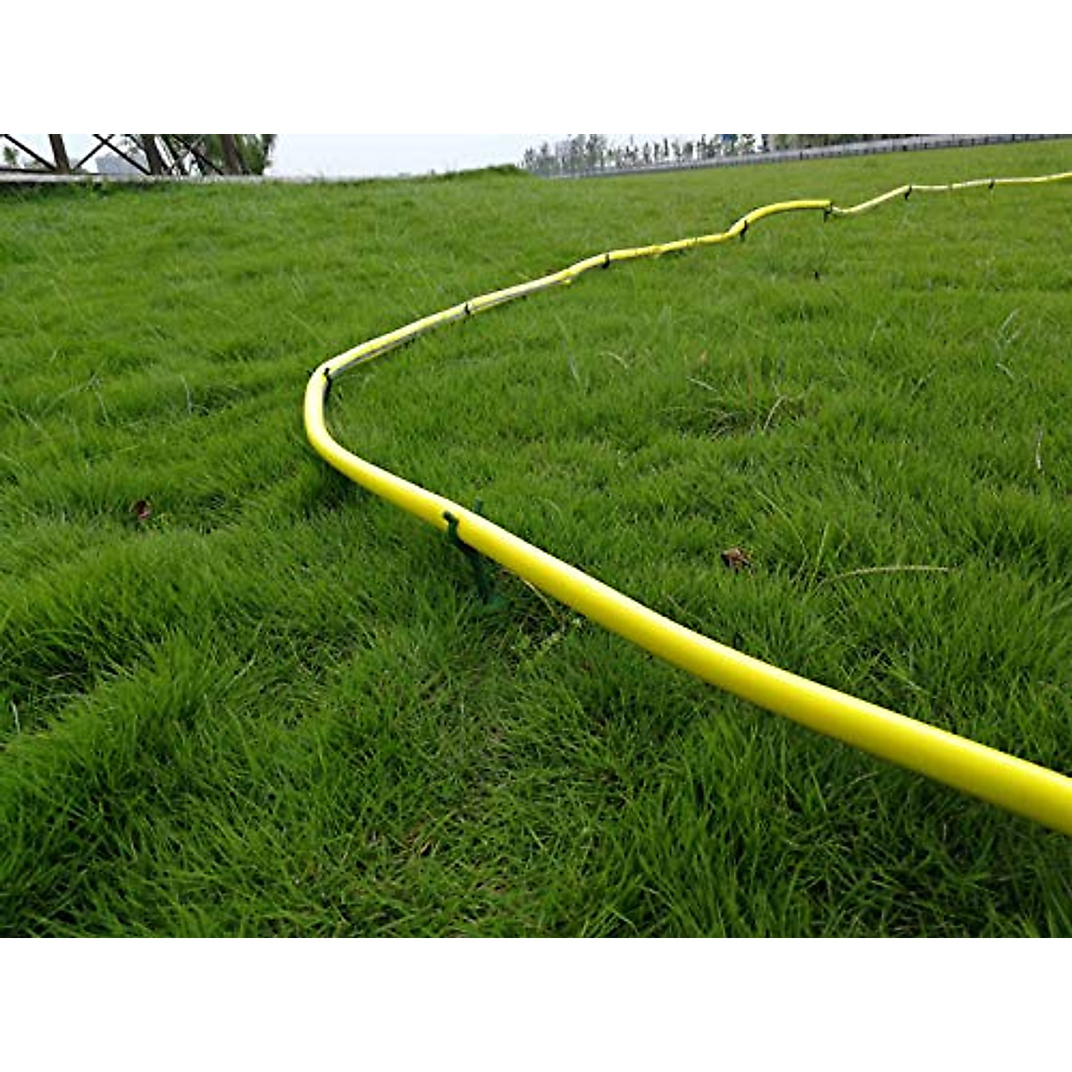 Garden Hose Guide Stake Holder Set of 8 Lawn Hose Support Spike Plant Saver Tool for Garden/Lawn/Yard