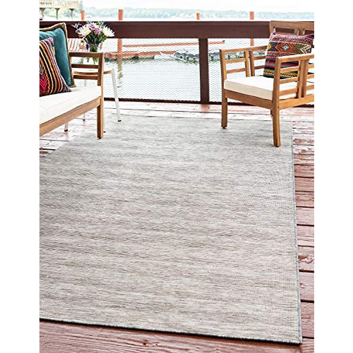 Unique Loom Outdoor Patio Collection Modern Casual Indoor and Outdoor Transitional Indoor and Outdoor Flatweave Gray Area Rug (6' 3 x 9' 0)