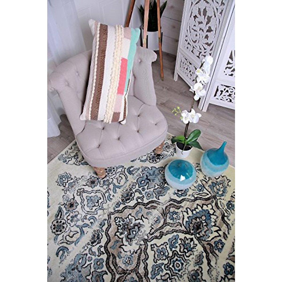 Distressed Rugs for Living Room Clearance (Medium 5'x8', Ivory)