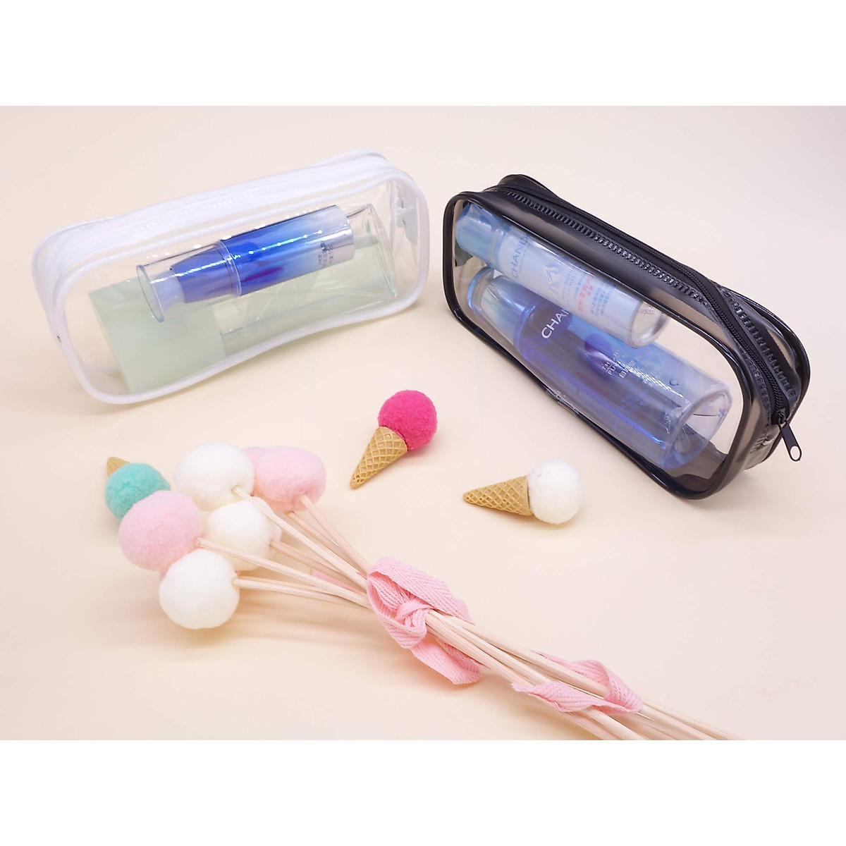 Pack of 4 Clear PVC Pencil Pouch with Zipper, Portable Transparent Big Capacity Pencil Case Makeup Bag for Stationery and Travel Toiletries Organizing(Black and White)