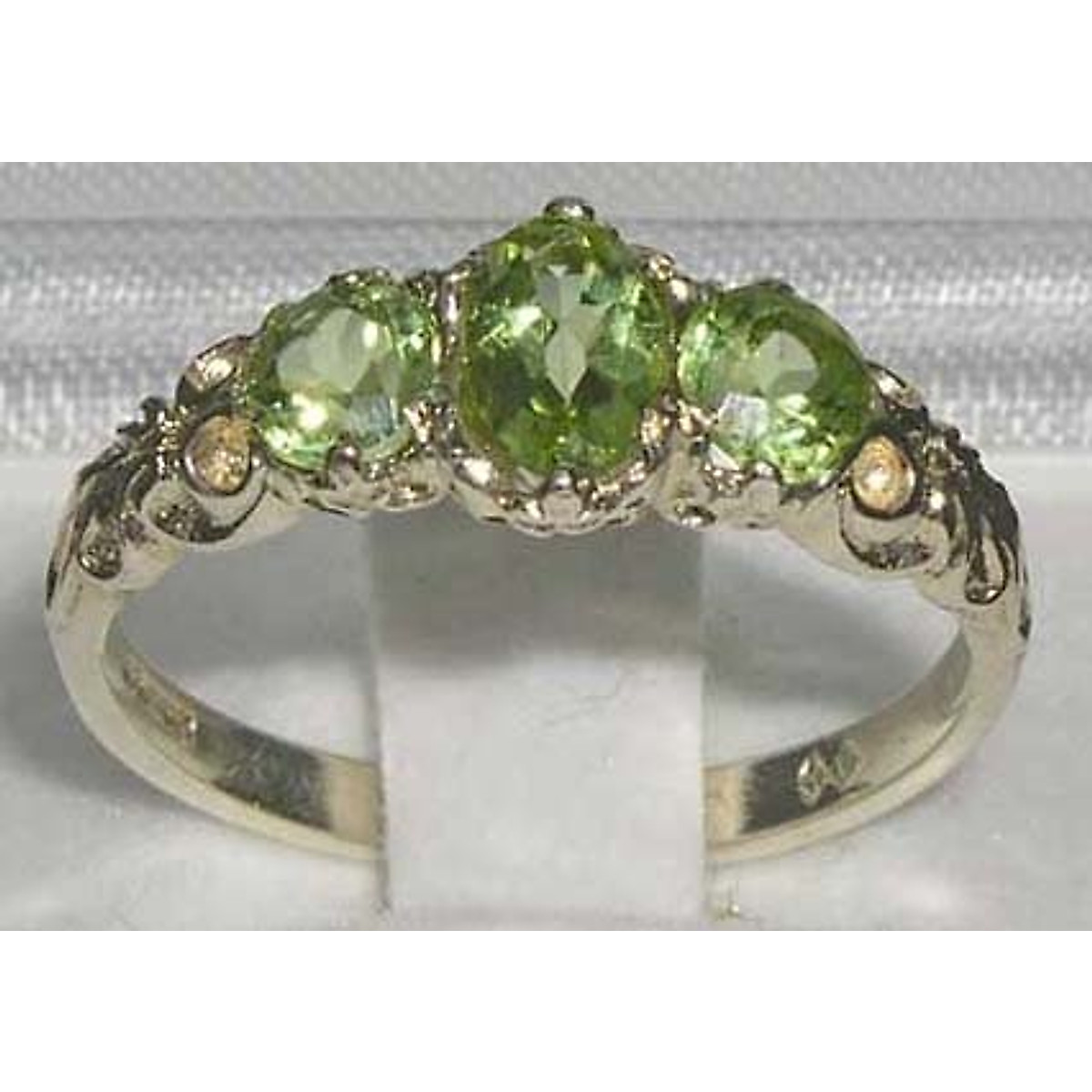 LetsBuyGold 925 Sterling Silver Real Genuine Peridot Womens Anniversary Ring - Size 8