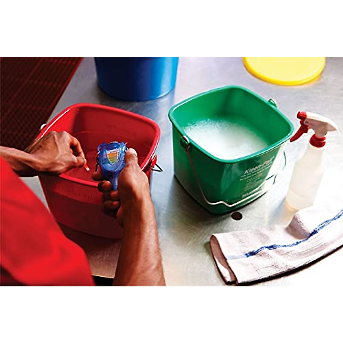 Carlisle FoodService Products San Jamar Kleen-Pail® Plastic Cleaning Bucket 8 Quarts Red