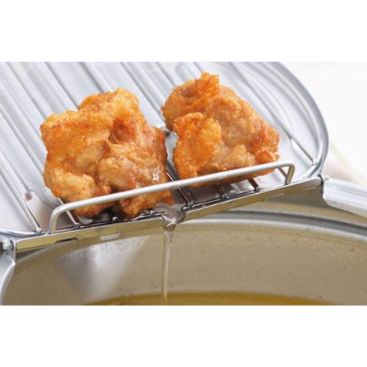 Yoshikawa SJ1024 Tempura Pot 7.9 inches (20 cm), Gas Fire, Induction Compatible, Made in Japan, With Thermometer and Lid