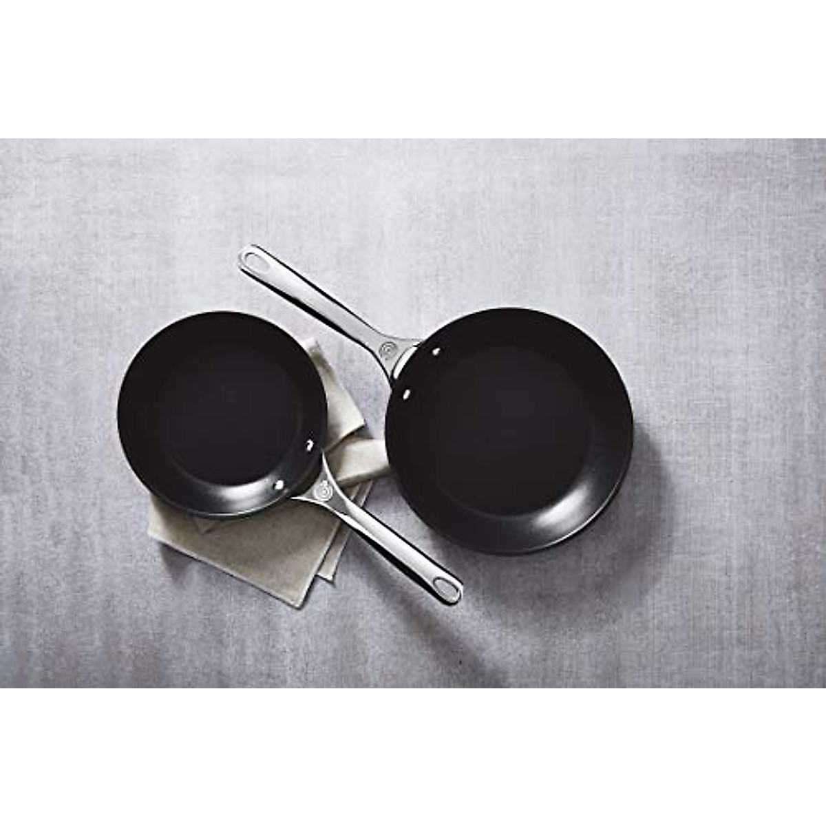 Le Creuset Toughened Nonstick PRO Cookware Set, 2 pc. (8" & 10" Fry Pan),Gray